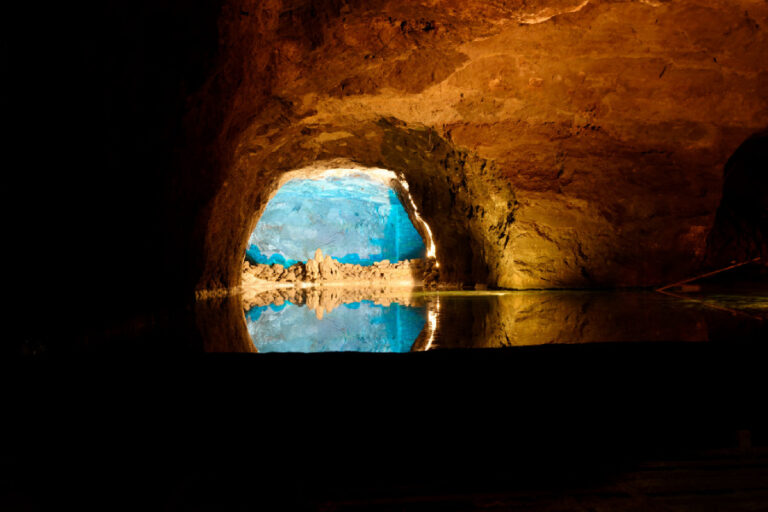 Der größte unterirdische See Europas - Fotos zum Träumen